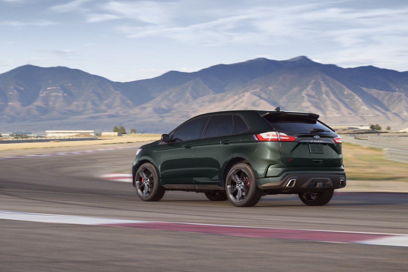 South Dakota Gets Winter Ready With the 2022 Ford Edge